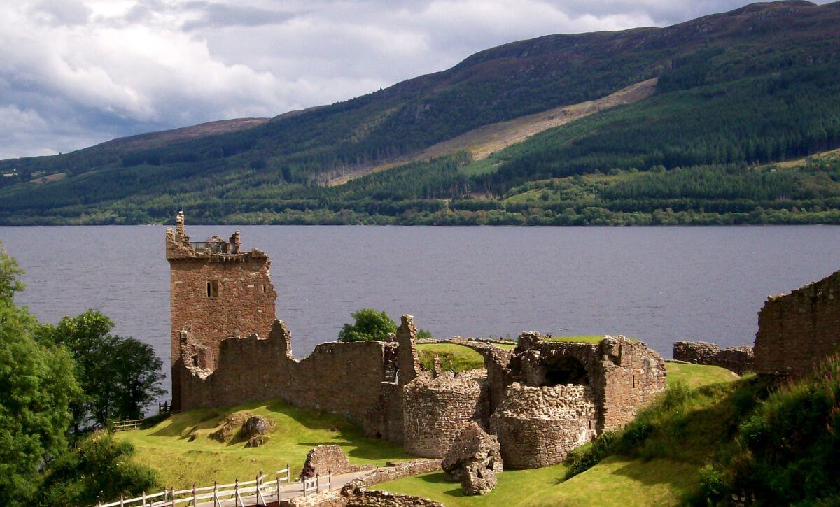 Lago Ness: História,Mistérios e Beleza Natural na Escócia
